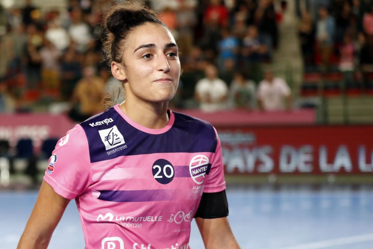 LBE (Nantes) - Orlane Ahanda signe pro avec le NAHB - Ligue Féminine de ...
